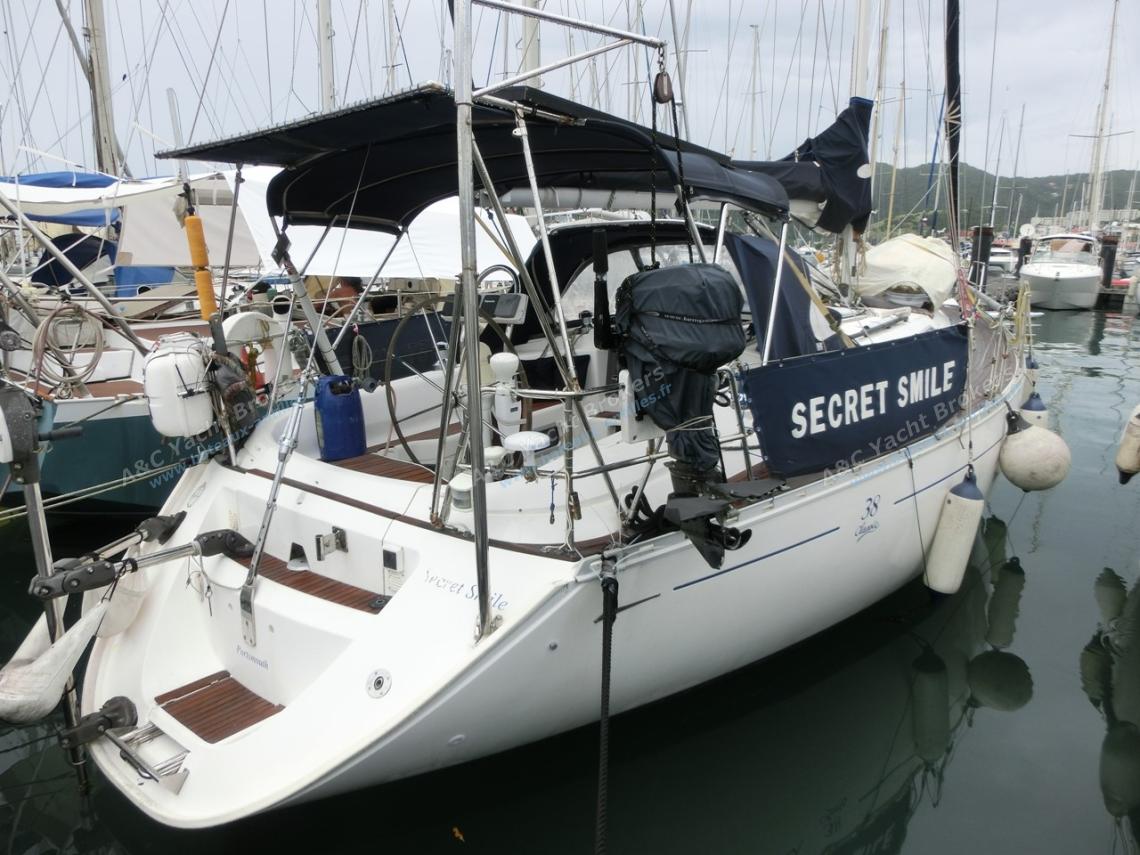 Sold: Dufour Yachts Dufour 38 Classic, Pre-owned, 733 - A&C Yacht ...